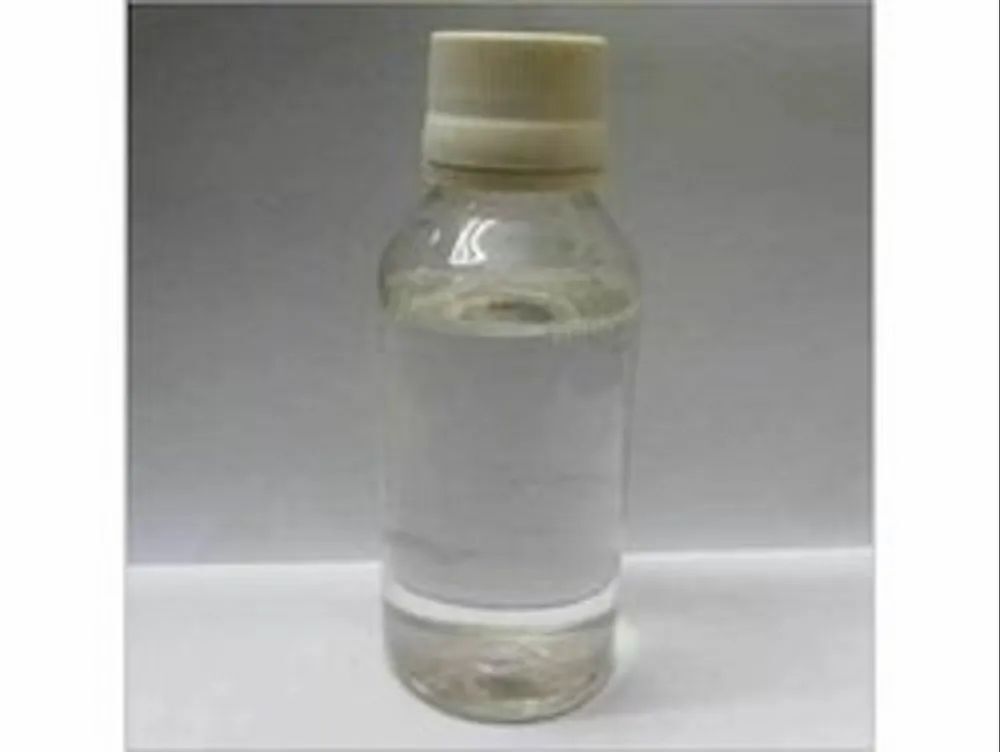 100 Ml Light Liquid Paraffinic Oil, Grade Standard: Industrial Grade at ...