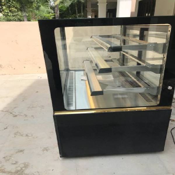 Find Display Counters - Manufacturers, Suppliers & Dealers List