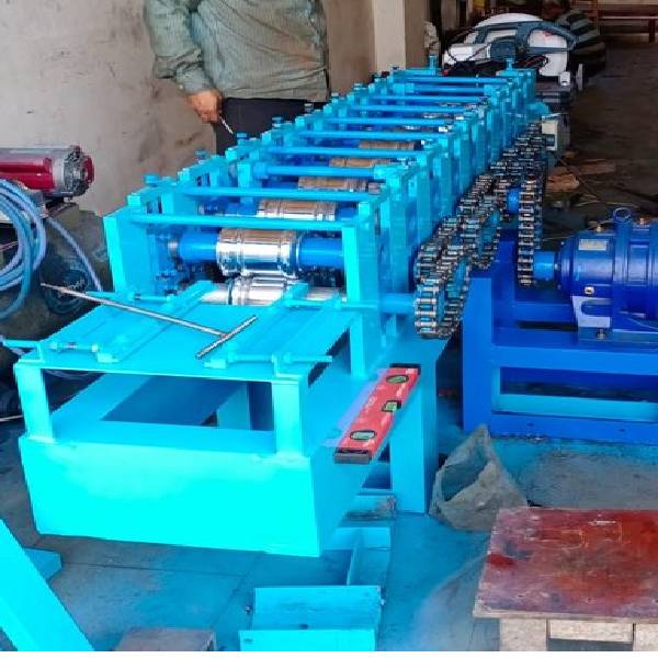 Rolling Shutter Making Machine Price in surat, Gujarat – ₹6,00,000 | Maa Anusaya Trading Company