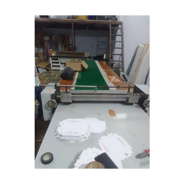 Electric Semi-Automatic Top Gluing Machine Price in Delhi, Delhi – ₹2 ...