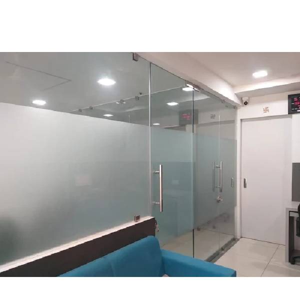 12mm Toughened Glass Office Partition Price in Vadodara, Gujarat – ₹300 | MAC GLASS SOLUTIONS