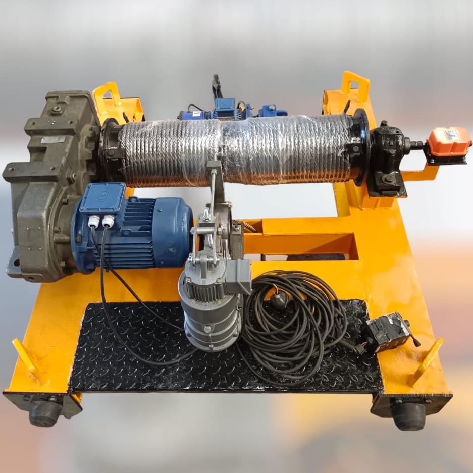 15 TON Double Grinder Crab Open Type in Ahmedabad - FEFCO CRANES AND ...