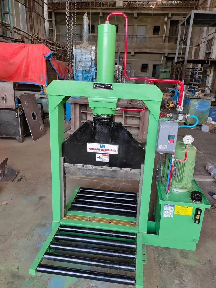 25 Ton Rubber Bale Cutter Machine, 3 HP in Pune - MODERN HYDRAULICS