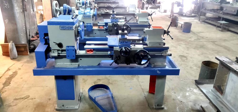 4.6 Feet Light Duty Lathe Machine, 38MM in Rajkot - K. K. Tools