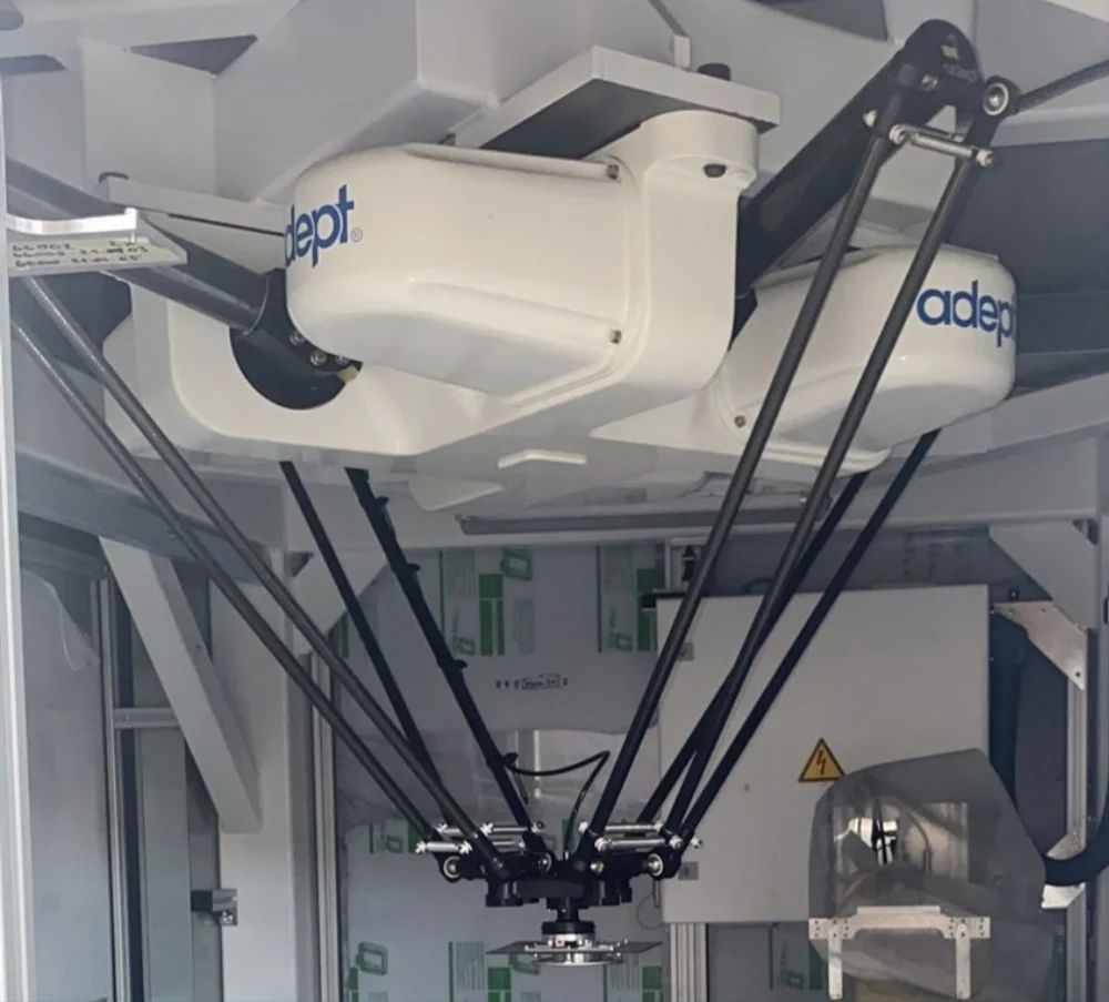 Adept Technology Quattro s650 Robot, Fully Automatic at ₹8,50,000 in ...