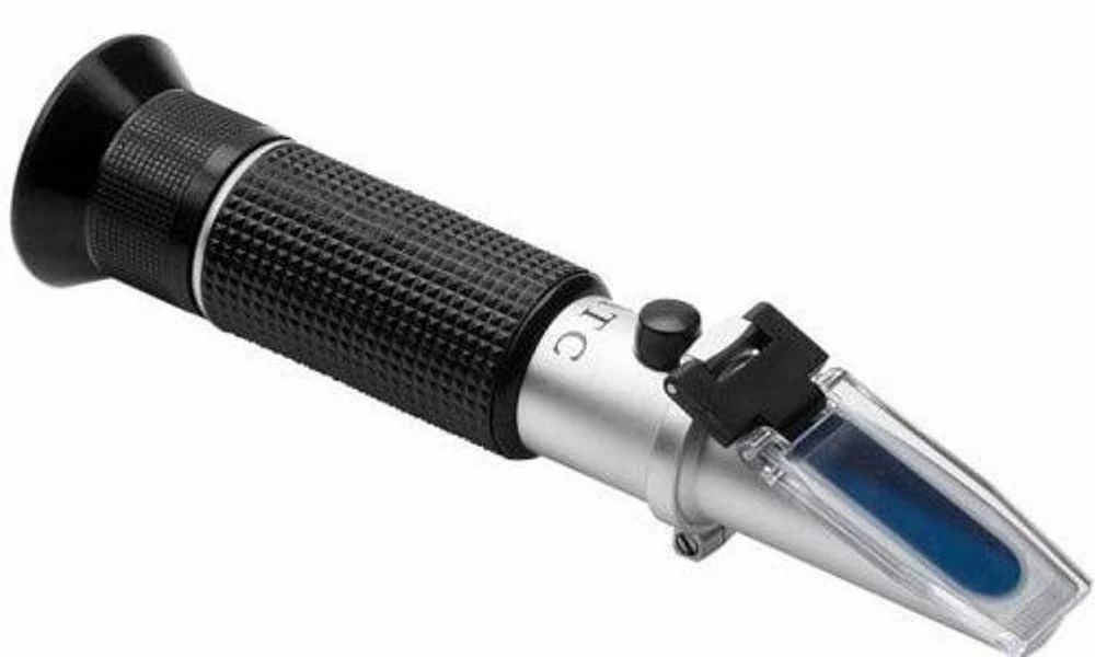 Apex Hand held Refractometer, 0-32% Price in Lucknow, Uttar Pradesh ...