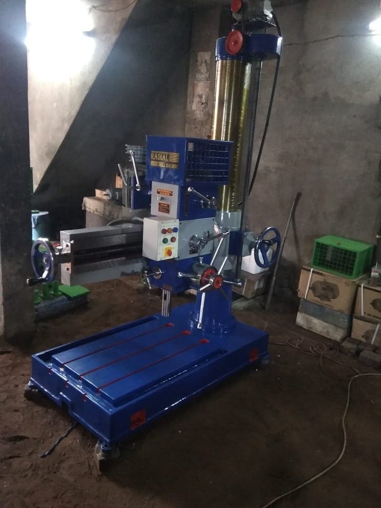 Auto Feed Radial Drill Machine, Spindle Travel: 250mm, Spindle Speed ...