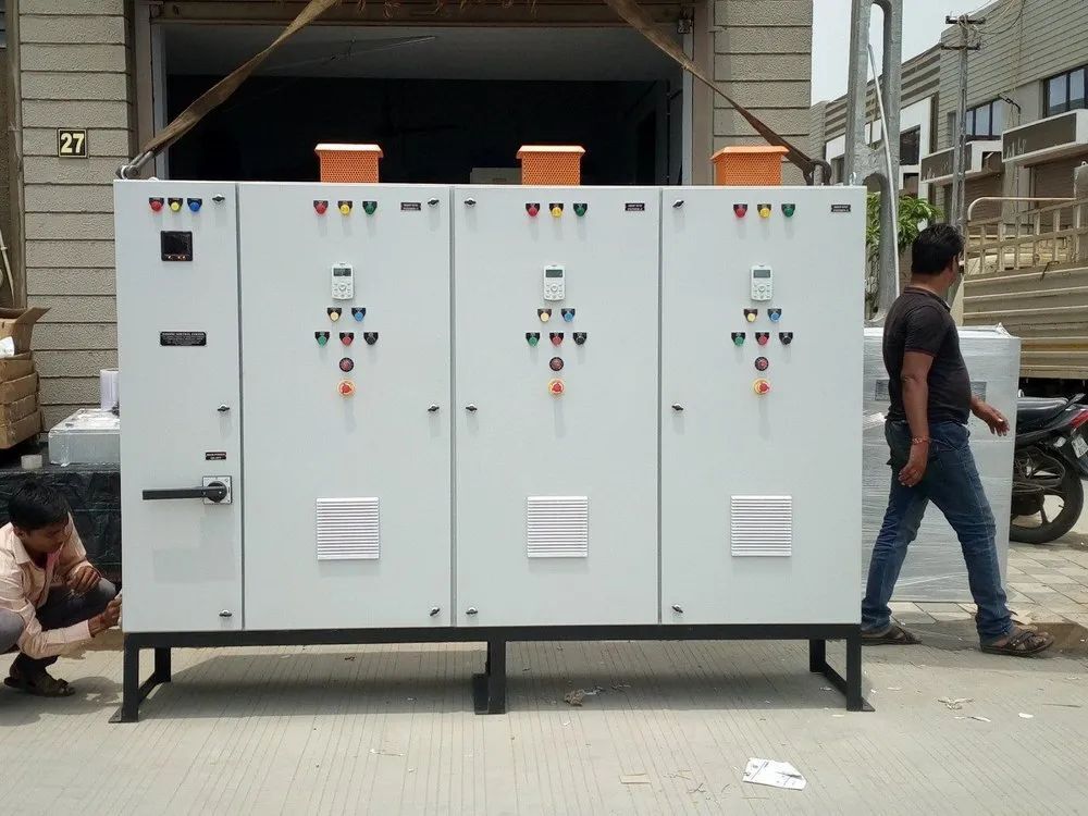 Danfoss VFD Control Panels AC Drives, 3 - Phase, 100 HP Price in ...