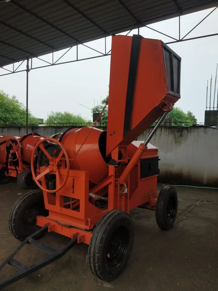 Diesel Engine Cement Mixer Machine, For Construction, Drum Capacity ...