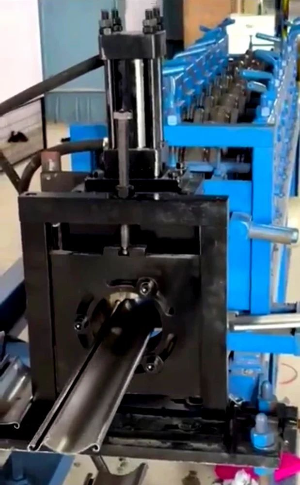 Fully Automatic Rolling Shutter Machine at 1200000.00 in Delhi