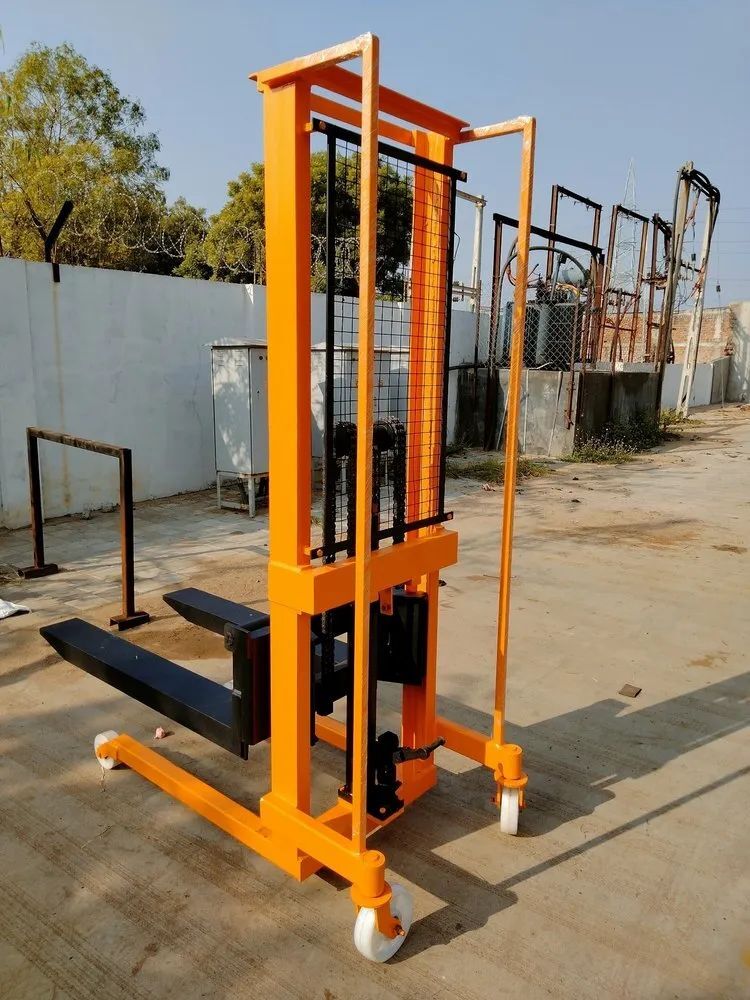Industrial Pallet Stackers Price in Ahmedabad, Gujarat – ₹45,000 ...
