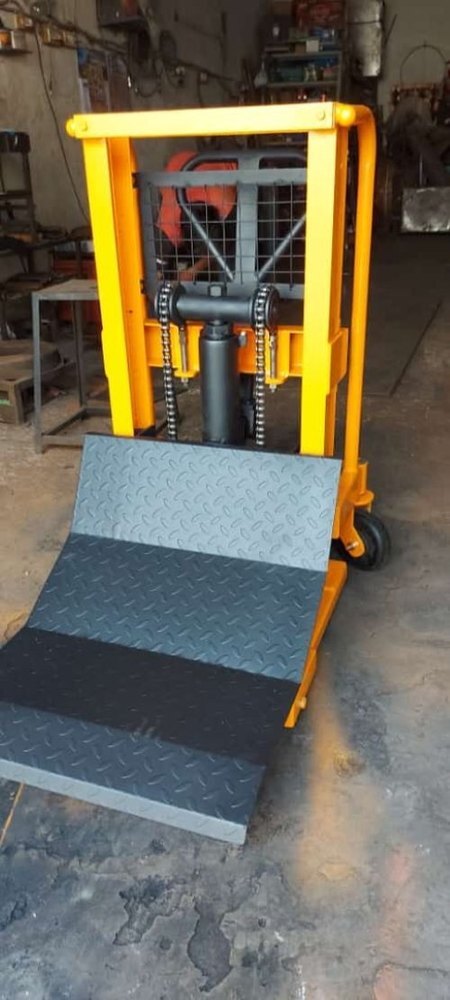 Manual Paper Roll Mini Stacker, For reel lifter, Model Name/Number: Se ...