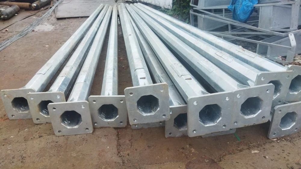 Mild Steel Dual-Arm Octagonal street lighting Pole, 9m Price in Noida ...