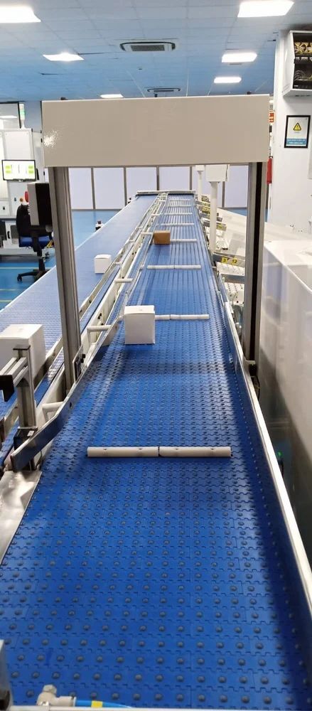 Motor Lane Diverter Conveyor System, For e commerce Price in Malvan ...