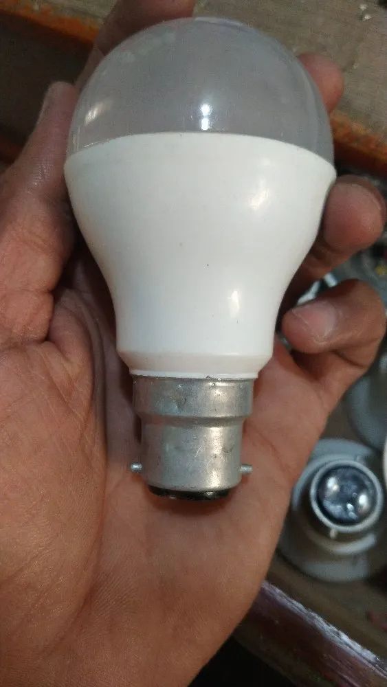 OEM 9W LED BULB READY WITH BOX, For Home, 60 Degreec Price in Pune ...