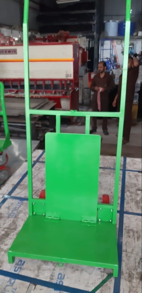 Platform Mild Steel Rashmi Portable Trolley, For Industrial, Load ...