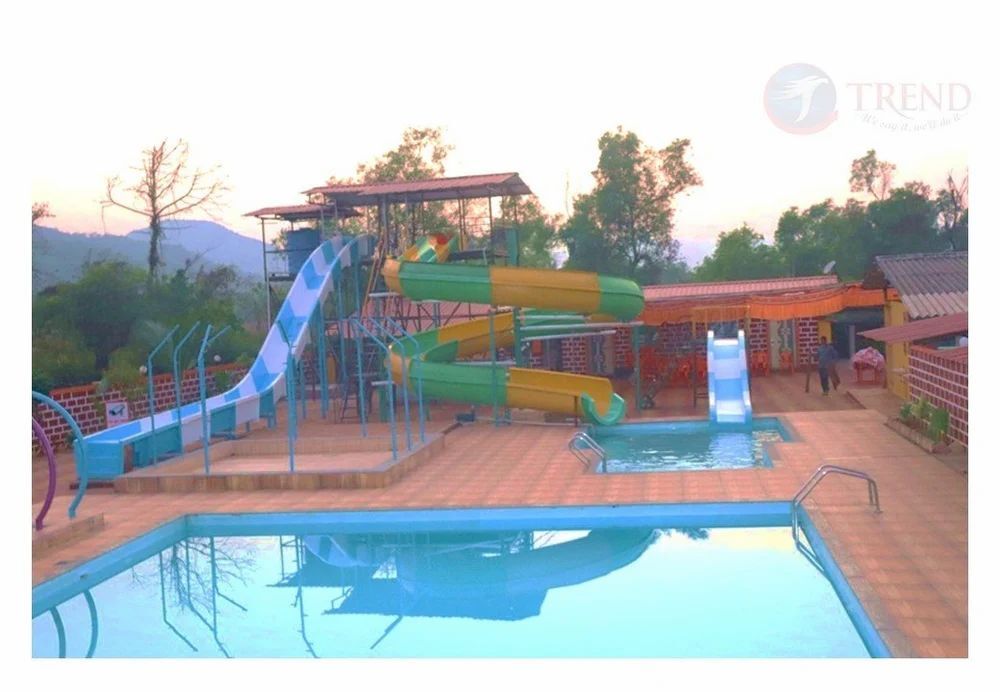 Pool Blue,Red and White Racer Slide at ₹5,00,000 in Palghar