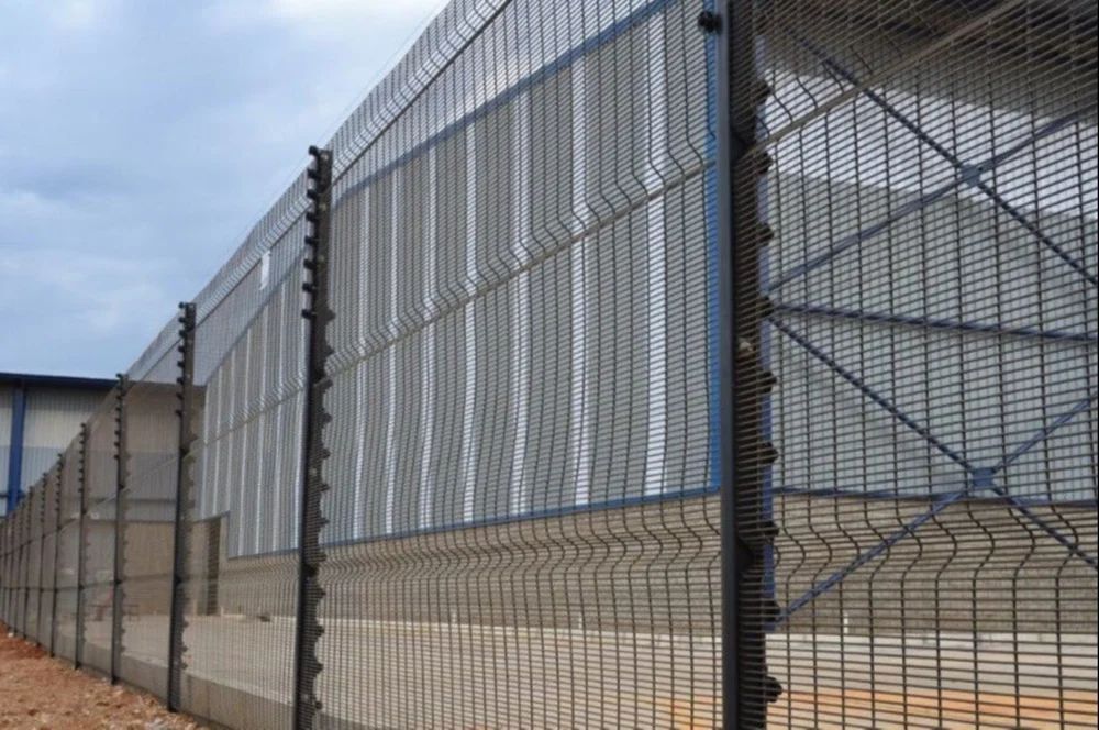 Powder Coated Welded Mesh Panels for Defence Or Industrial Manufacturer ...