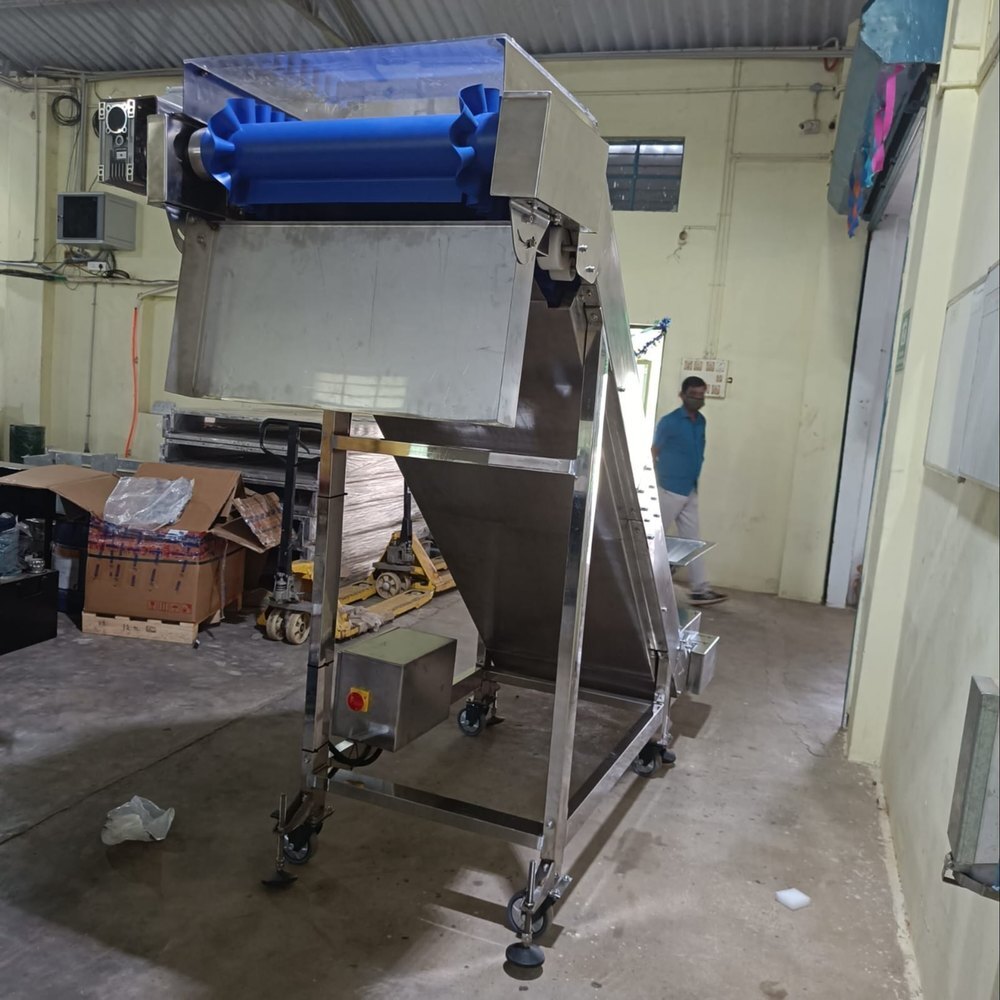 PVC Z Type Cleated Belt Conveyor, Belt Thickness: 2 - 5 mm Manufacturer ...