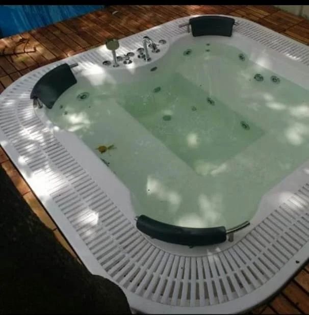 Quasay Square Jacuzzi Spa Tub, Model Name/Number: QSP1 Price in North ...
