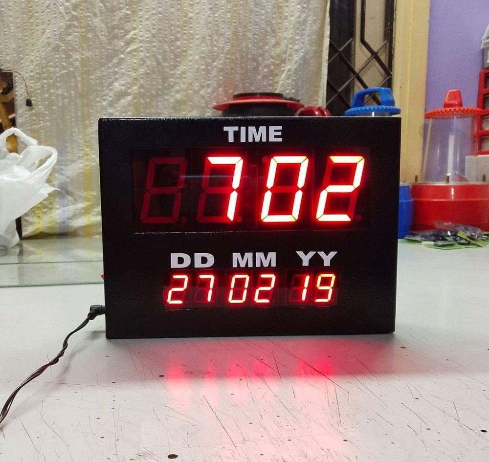 Red Metal LED Time Clock With Date Display, Input 220 Vac +- 10 %,50 Hz ...