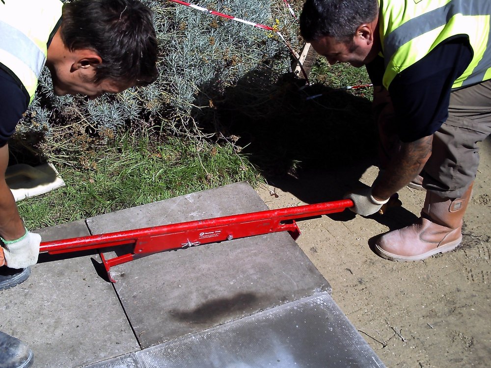 Slab Lifter Price in Ghaziabad, Uttar Pradesh – ₹12,000 | Rite Solution