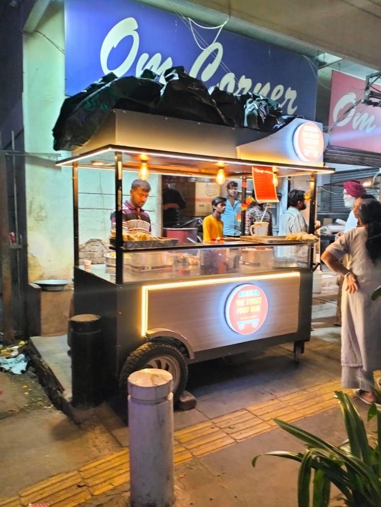 Stainless Steel White Food Cart, Vehicle Model: Rakhsaw Price in Delhi ...