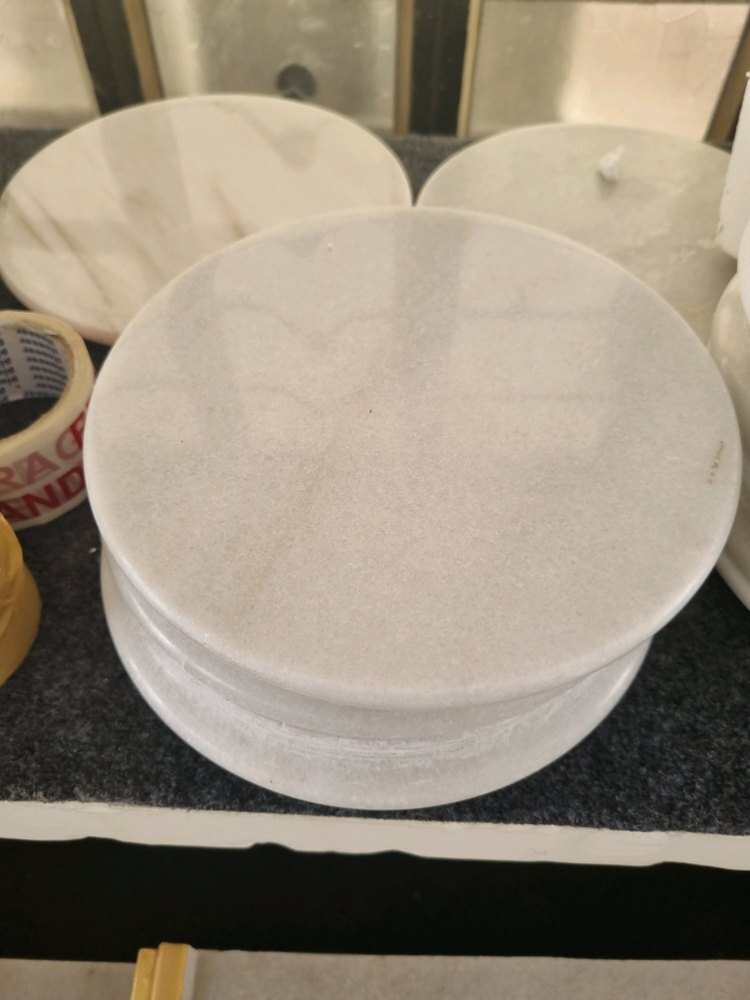 White Marble Chakla Manufacturer & Seller in ajmer - Mansapuran Marble ...