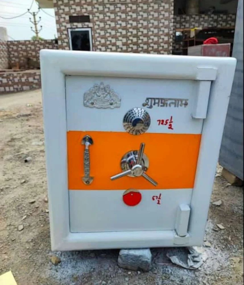 White Tijori Safe Locker Price in Sikar, Rajasthan – ₹24,500 | m/s Jay ...
